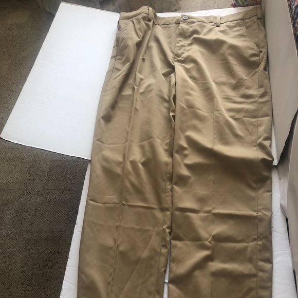 Amazon Essentials | Pants | New Amazon Essentials Dark Khaki Pants Flat ...